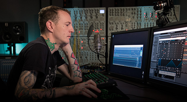 MasterClass | deadmau5 Teaches Electronic Music Production